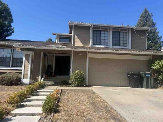 Crestshire Cir