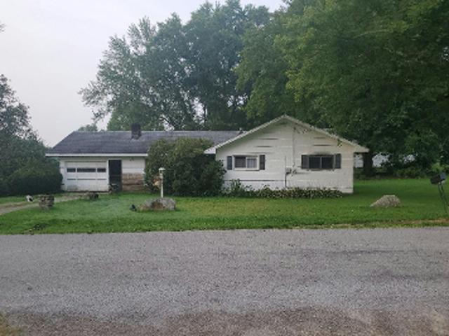 Crestview Dr