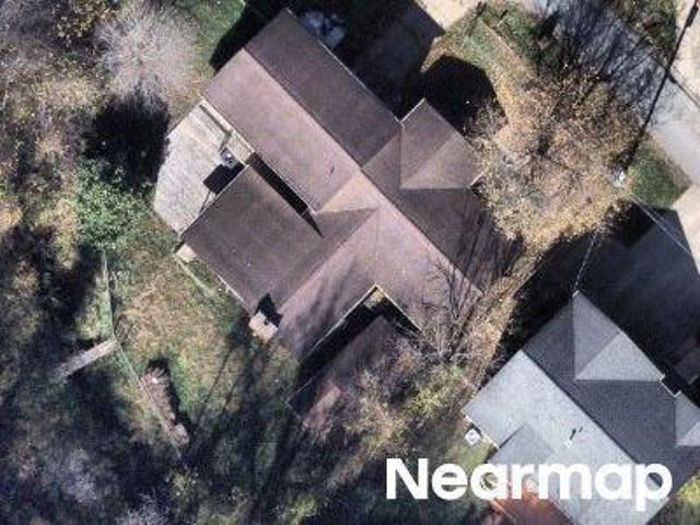 Crestview Dr