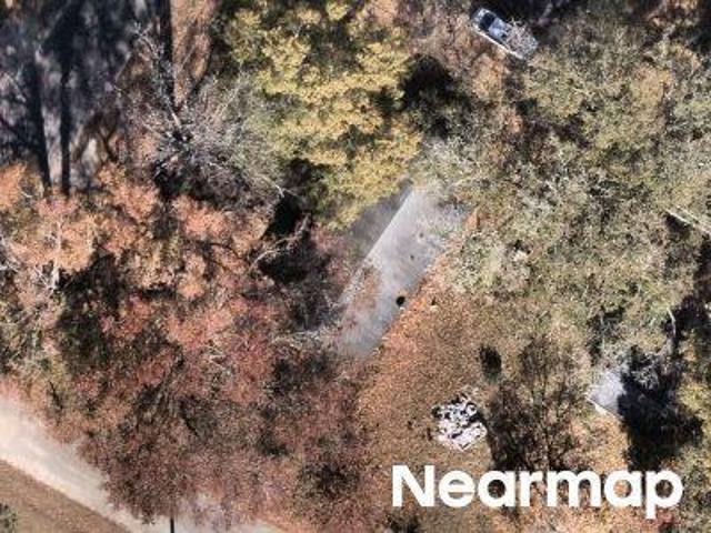 Crestview Dr