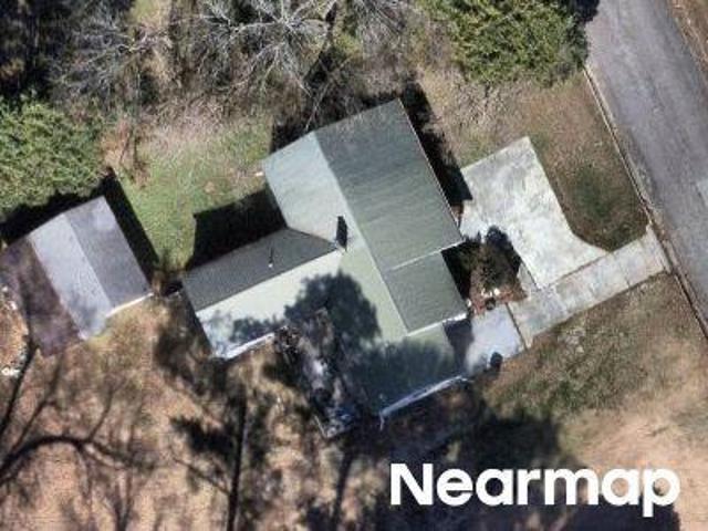 Crestview Dr
