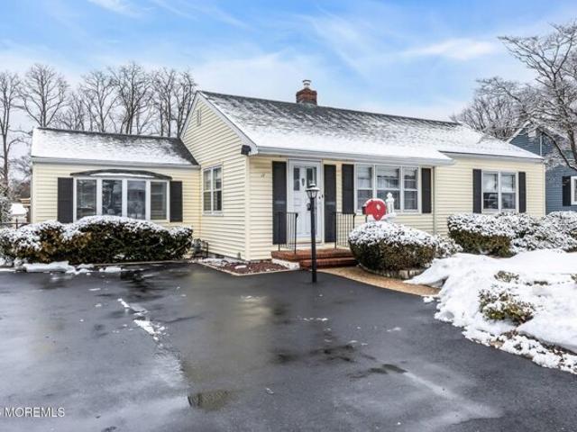 Crestview Dr, Middletown, Home For Sale