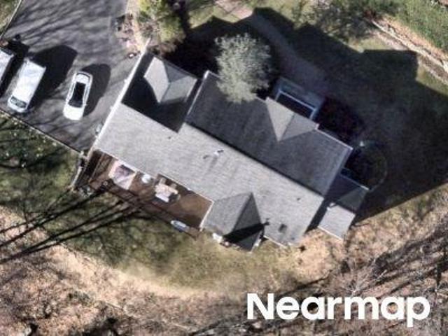Crestview Ln