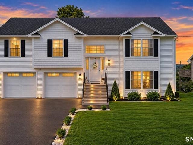 Crestview Ln, Waterbury, Home For Sale