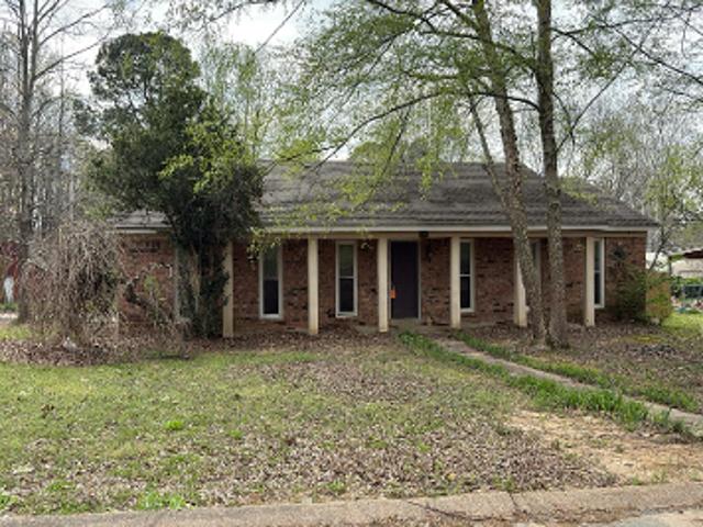 Crestview St