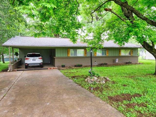 Crestview Rd, Mountain Home, Home For Sale