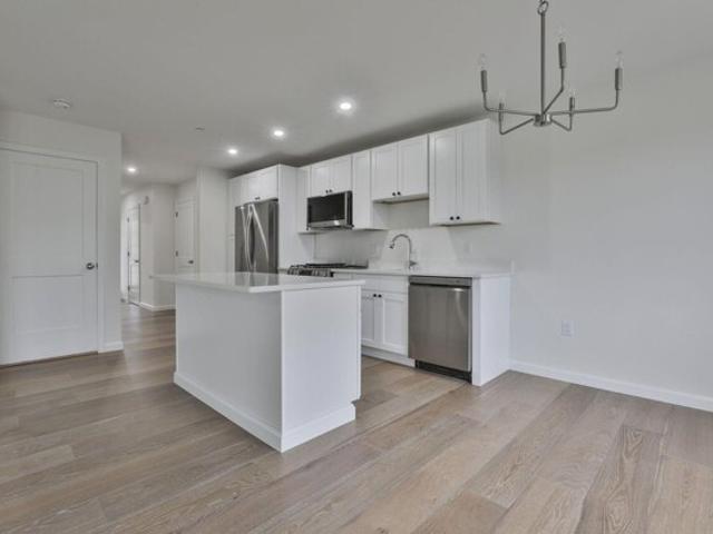Crestview Way, Raymond, Home For Sale