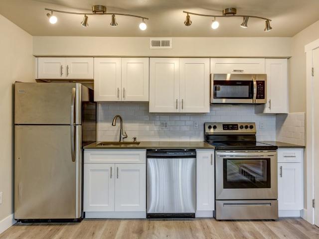 Crestview Townhomes 1 Bedroom Apartment for Rent at 3460 Madison Ave, Boulder, CO 80303 Baseline Sub