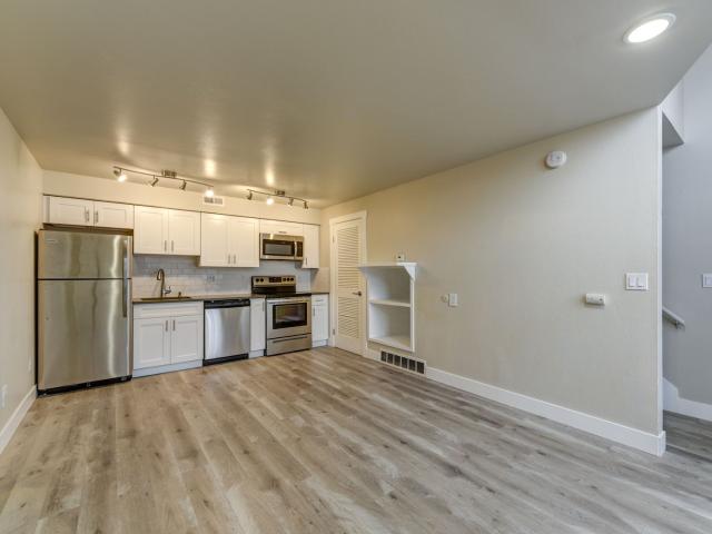 Crestview Townhomes
