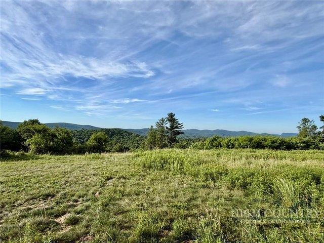 Crestwood Cir, Newland, NC 28657