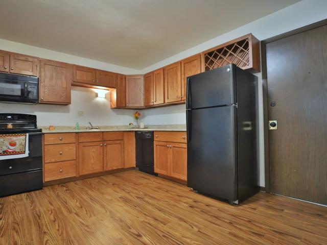 Crestwood Apartment