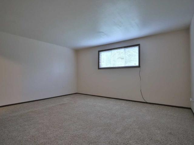 Crestwood Apartment 2 Bedroom Apartment for Rent at W Crestwood Dr, Peoria, IL 61614