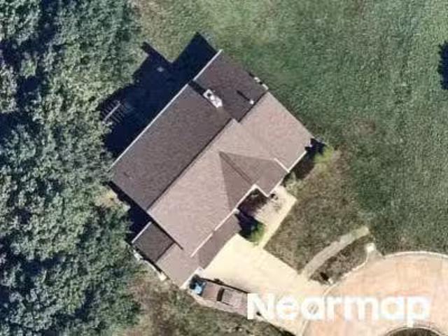 Crestwood Bend Ct