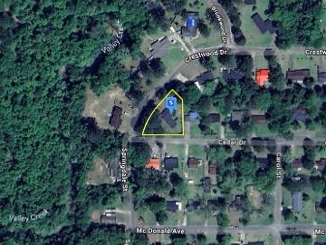 Crestwood Dr
