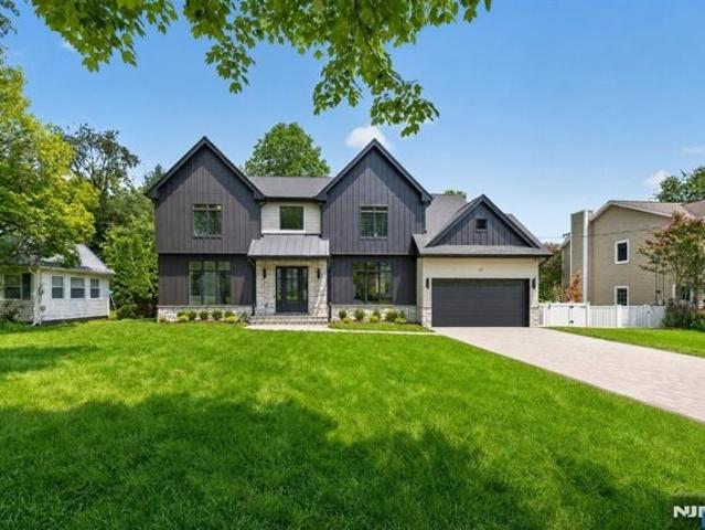 Crestwood Dr, Glen Rock, Home For Sale
