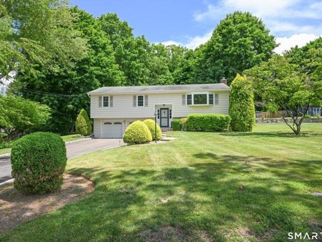 Crestwood Dr, Danbury, Home For Sale