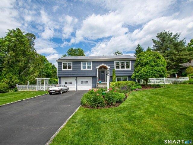 Crestwood Dr, Easton, Home For Sale