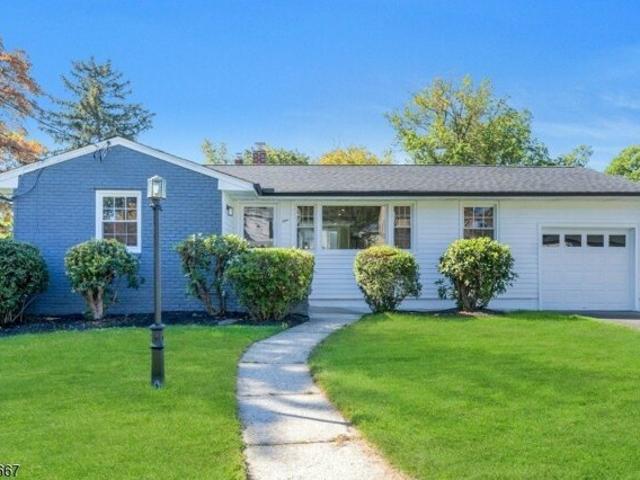 Crestwood Ln, Clark, Home For Sale