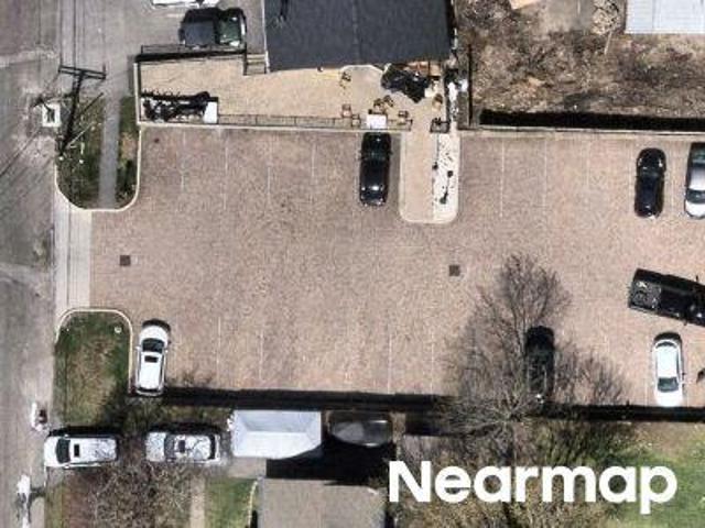 Crestwood Rd