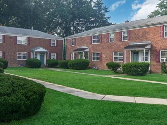 Crestwood Townhomes 2BR Monroe Townhome