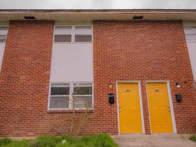 Crestwood Village Townhomes 2 Bedroom Home for Rent at 3105 Clairpoint Ct, Columbus, OH 43227 Linwood
