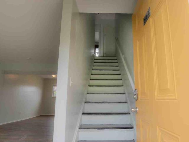 Crestwood Village Townhomes 2 Bedroom Home for Rent at 3106 Clairpoint Ct, Columbus, OH 43227 Linwood