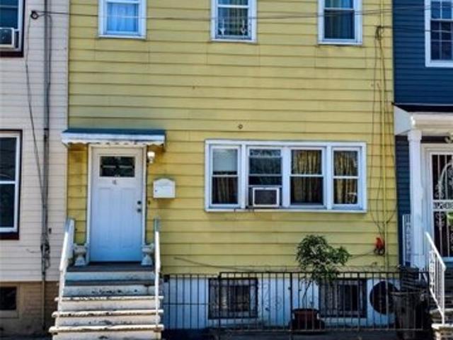 Crittenden St, Newark, Home For Sale