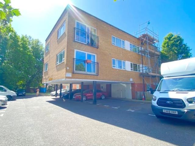 Cricket Court, 13 Elderberry Way, East Ham, London E6, 1 bed flat to rent, £1,400 pcm | PrimeLocation