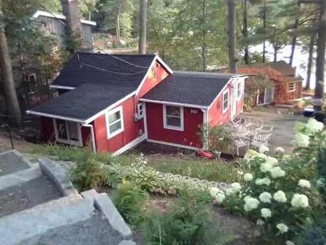 Cricket Ln, Littleton, MA