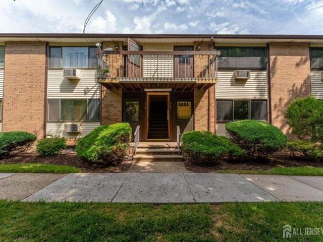 Cricket Ln, Woodbridge Proper, Condo For Sale
