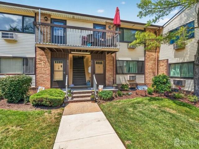 Cricket Ln, Woodbridge Proper, Condo For Sale