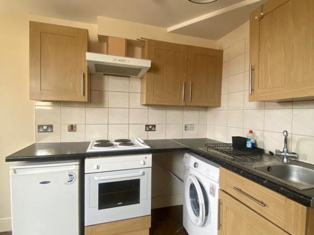 Cricklewood Broadway, London NW2, 1 bed flat to rent, £1,400 pcm | PrimeLocation