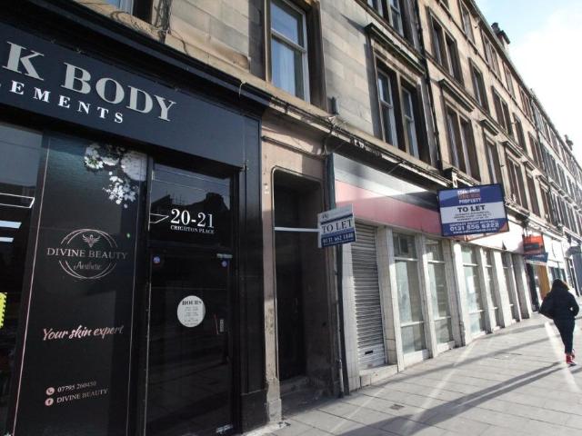 Crighton Place, Leith, Edinburgh, EH7 3 bed flat to rent £2,100 pcm £485 pw