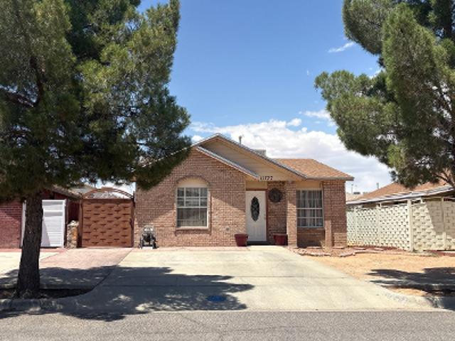 Crimson Crest Ln