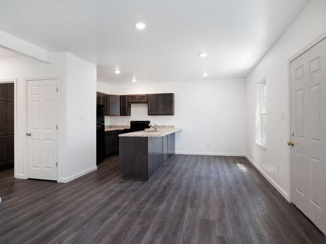 Crimson Landing 3 Bedroom Apartment for Rent at 4826 Red Rooster Ln, Farmington, MO 63640