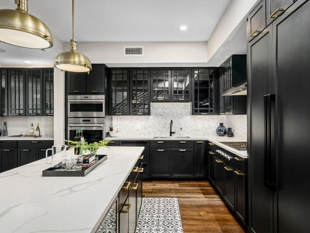 Crimson 2 Bedroom Apartment for Rent at 2220 Westcreek Ln, Houston, TX 77027 Great Uptown