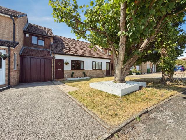 Crimscote Close, Shirley, Solihull B90, 2 bed terraced house to rent, £1,300 pcm | PrimeLocation