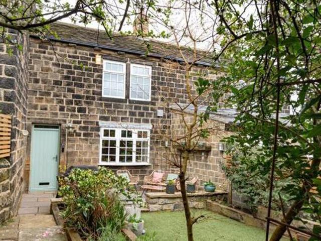 Cripple Syke, Horsforth, 3 Bedroom Terraced