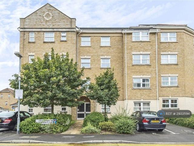 Crispin Way, Uxbridge, UB8 2 bed flat to rent £1,550 pcm £358 pw