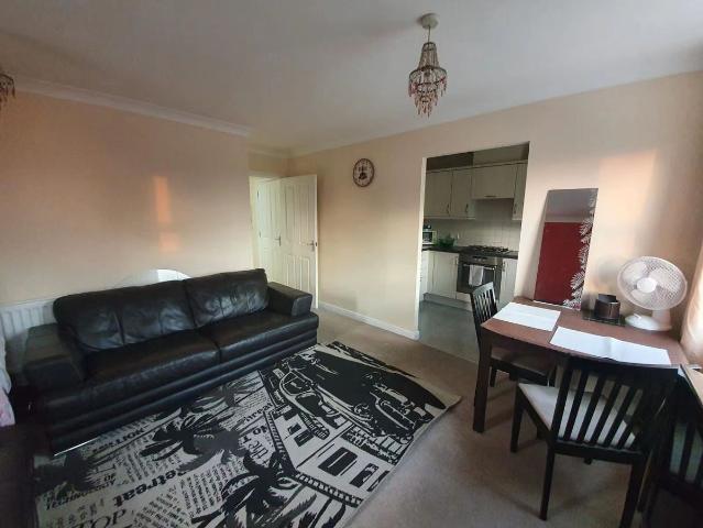 Crispin Way, Uxbridge UB8, 2 bed flat to rent, £1,615 pcm | PrimeLocation
