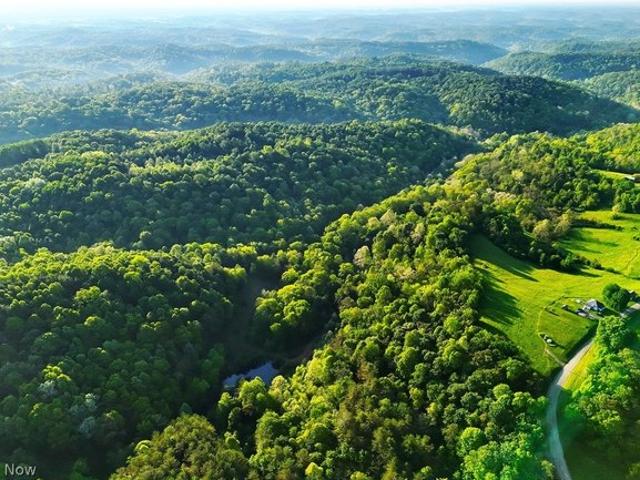 Crum Ridge Rd, Caldwell, OH 43724