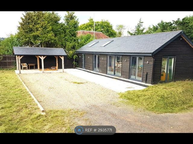 Crumps Lane, Ulcombe, Maidstone ME17, 2 bed bungalow to rent, £1,745 pcm | PrimeLocation