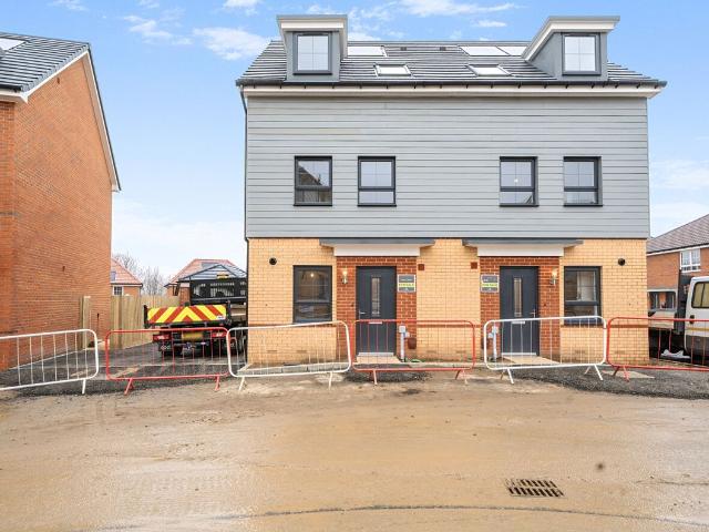 Crusoe Street, Aylesford ME20, 3 bed semi detached house to rent, £1,850 pcm | PrimeLocation