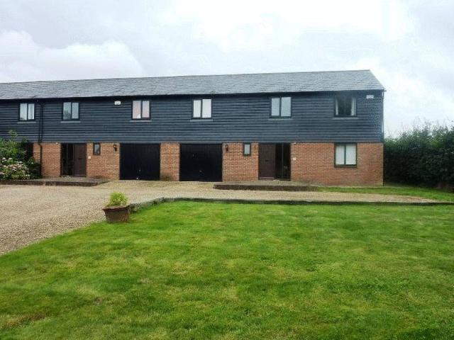 Cryals Place, Matfield 3 bed terraced house to rent £1,850 pcm £427 pw