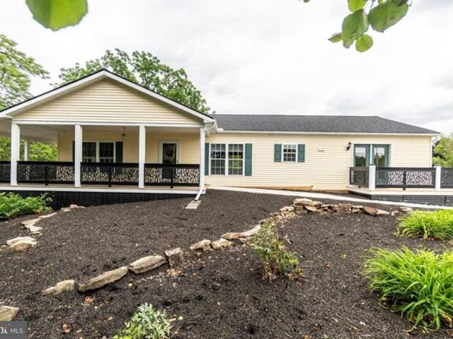 Crystal Creek Xing, Abbottstown, Property For Sale