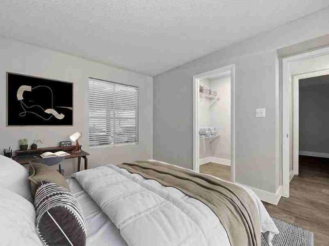 Crystal Creek 1 Bedroom Apartment for Rent at 10 E Bell Rd, Phoenix, AZ 85022