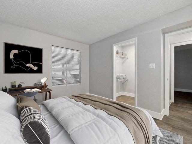 Crystal Creek 2 Bedroom Apartment for Rent at 10 E Bell Rd, Phoenix, AZ 85022