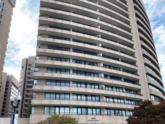 Crystal Dr Apt,arlington, Condo For Sale