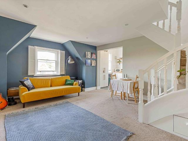 Crystal Palace Park Road, London SE26, 3 bed flat to rent, £2,900 pcm | PrimeLocation