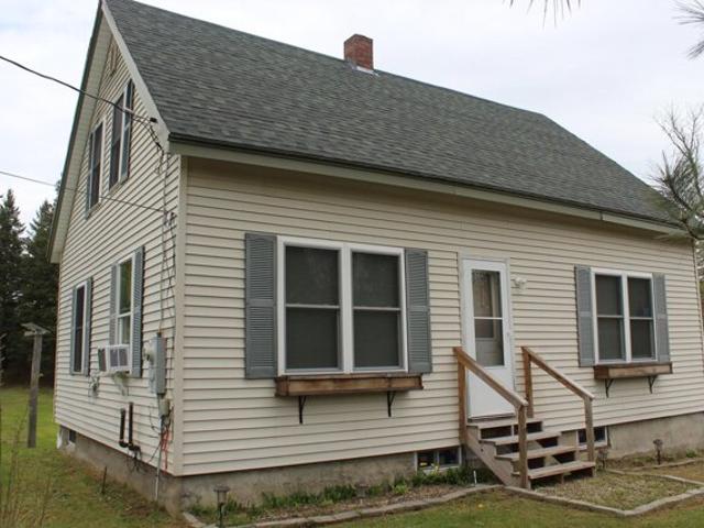 Crystal Rd, Crystal, Home For Sale